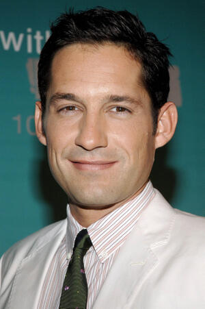Enrique Murciano Biography | Fandango